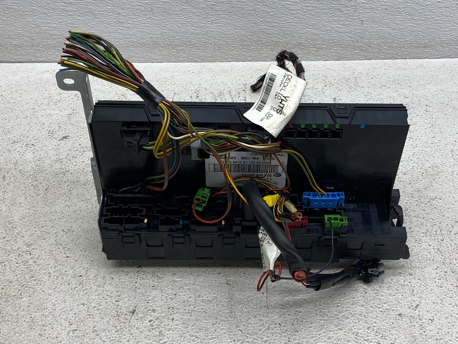 2005-2008 MERCEDES SLK 350 REAR SAM RELAY FUSE BOX OEM LOT657 | eBay