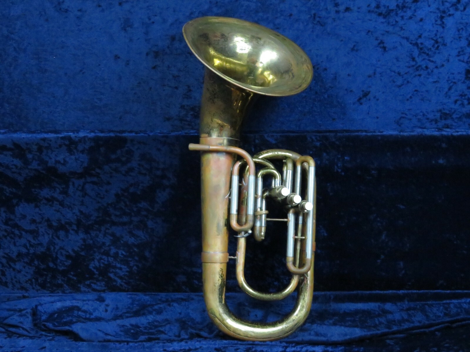 Besson Stratford 3 Valve Baritone Horn | Grelly USA