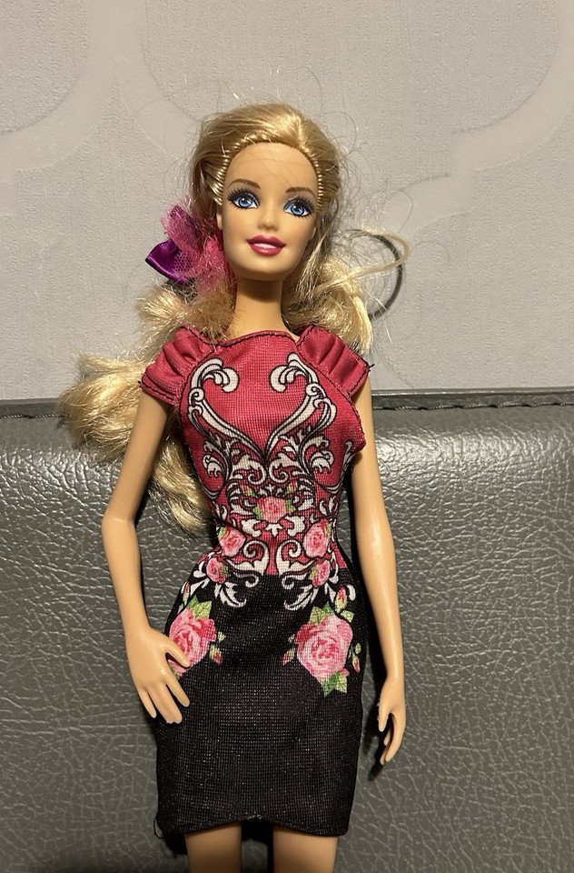 Barbie Fashionistas Style Doll model number BLT09, released by Mattel ...
