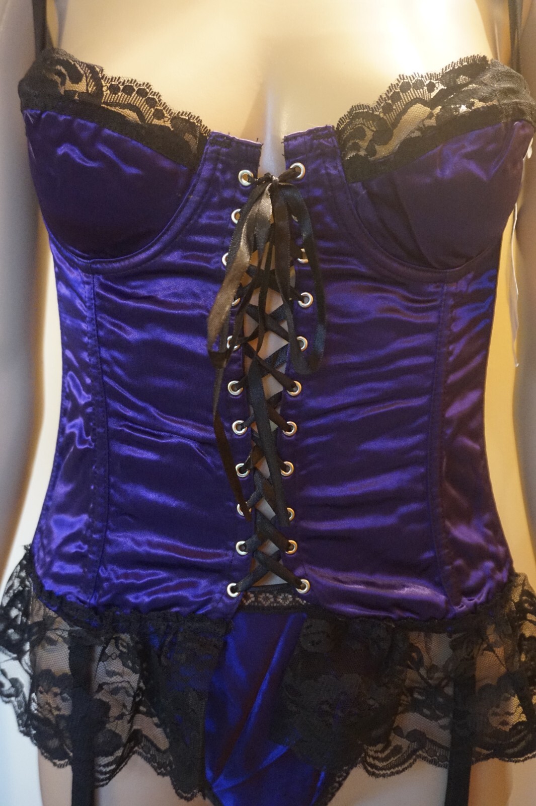 CLASSIFIED SUNBURST SATIN CORSET BASQUE SUSPENDERS MATCHING THONG BLACK ...