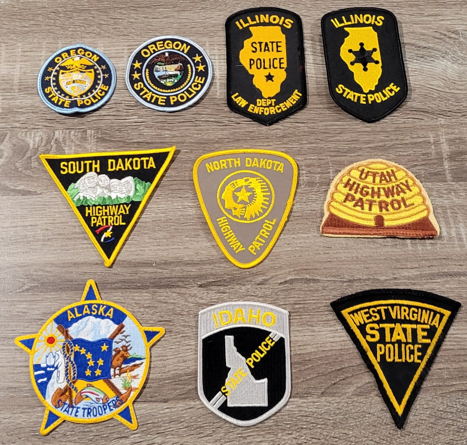 LOT OF 10 STATE POLICE / HIGHWAY PATROL SHOULDER PATCHES *SEE ...