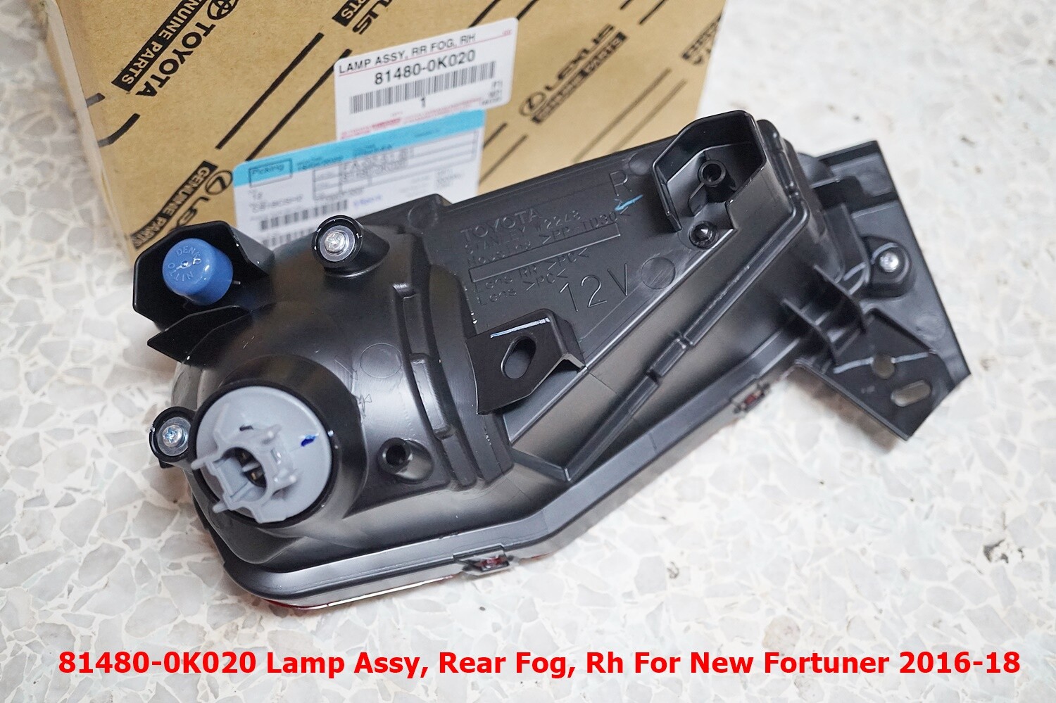81480-0K020 Genuine Rear Fog Lamp RH For Toyota New Fortuner 2016-18 | eBay