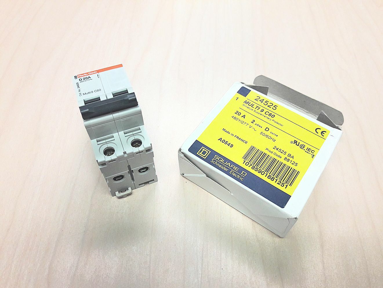 Square D Multi 9 C60 2-Pole 20A Miniature Circuit Breaker -Free ...