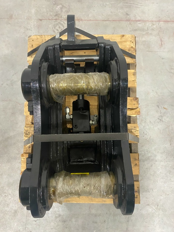 New Hydraulic Quick Coupler for a Kubota KX080 | eBay