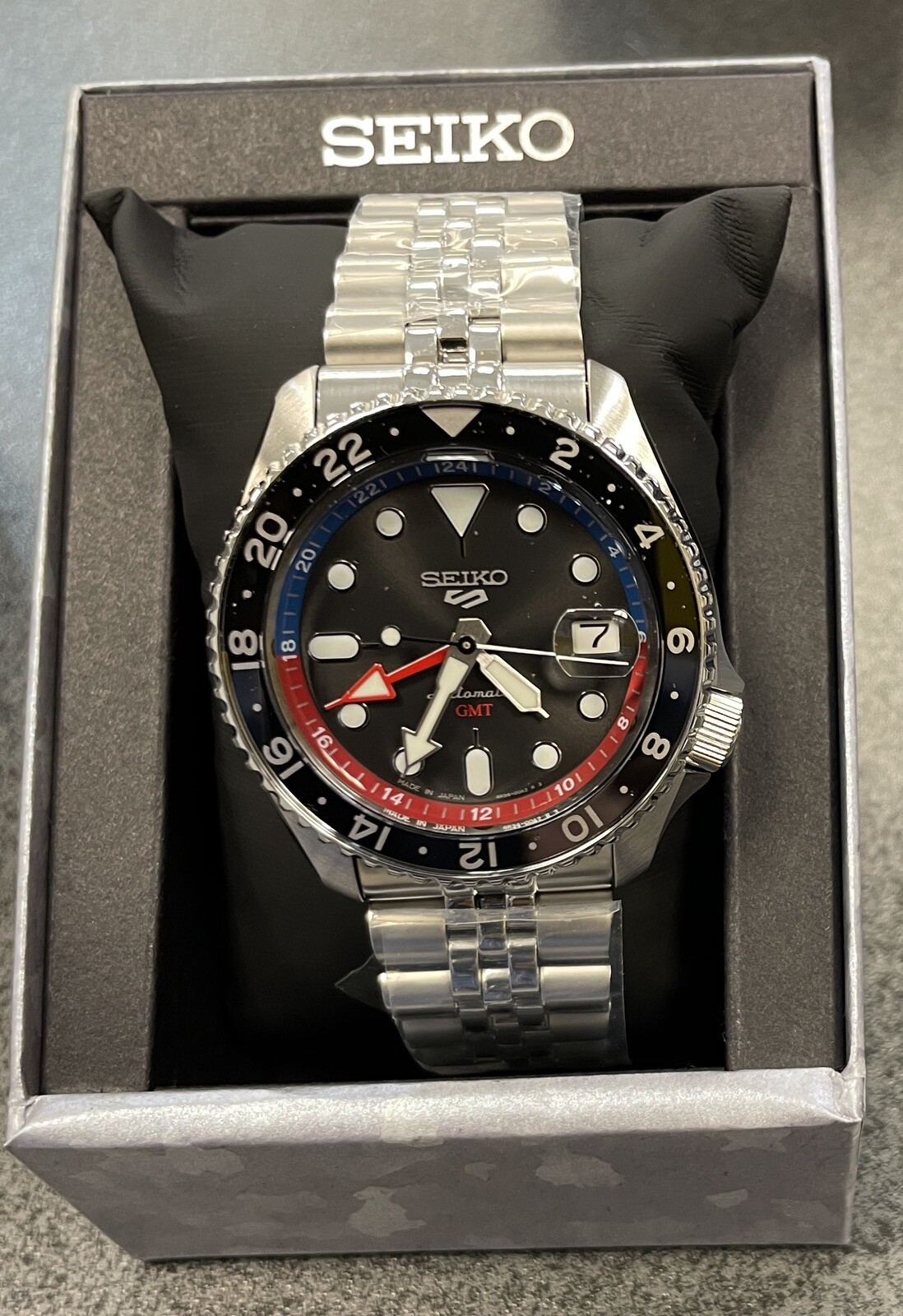 Seiko 5 Sport Automatic GMT Steel Band Black Dial Watch SSK019 Made In ...