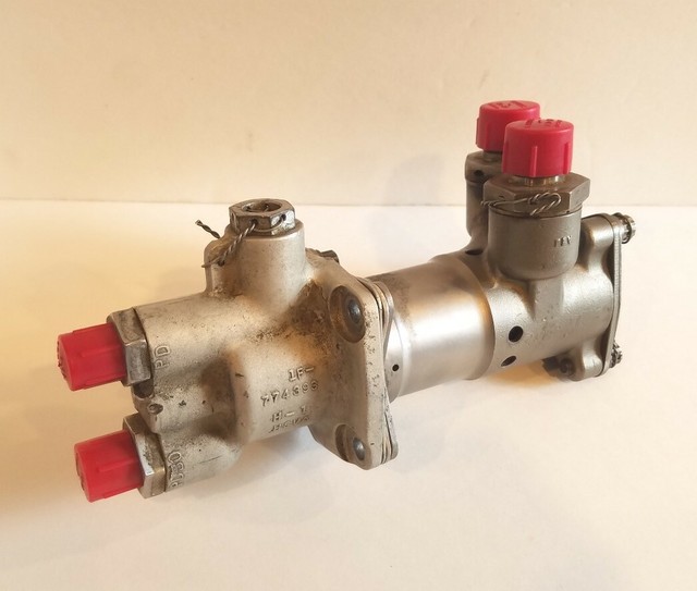 Pratt & Whitney Aircraft Engine Bleed Valve PN 5000047-01 for sale ...