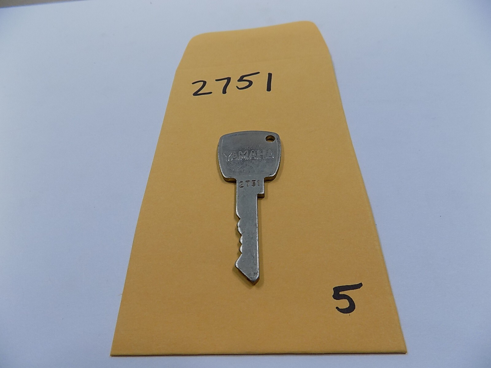OEM NOS ORIGINAL YAMAHA MOTORCYCLE PRE-CUT KEY / # 2751 | eBay