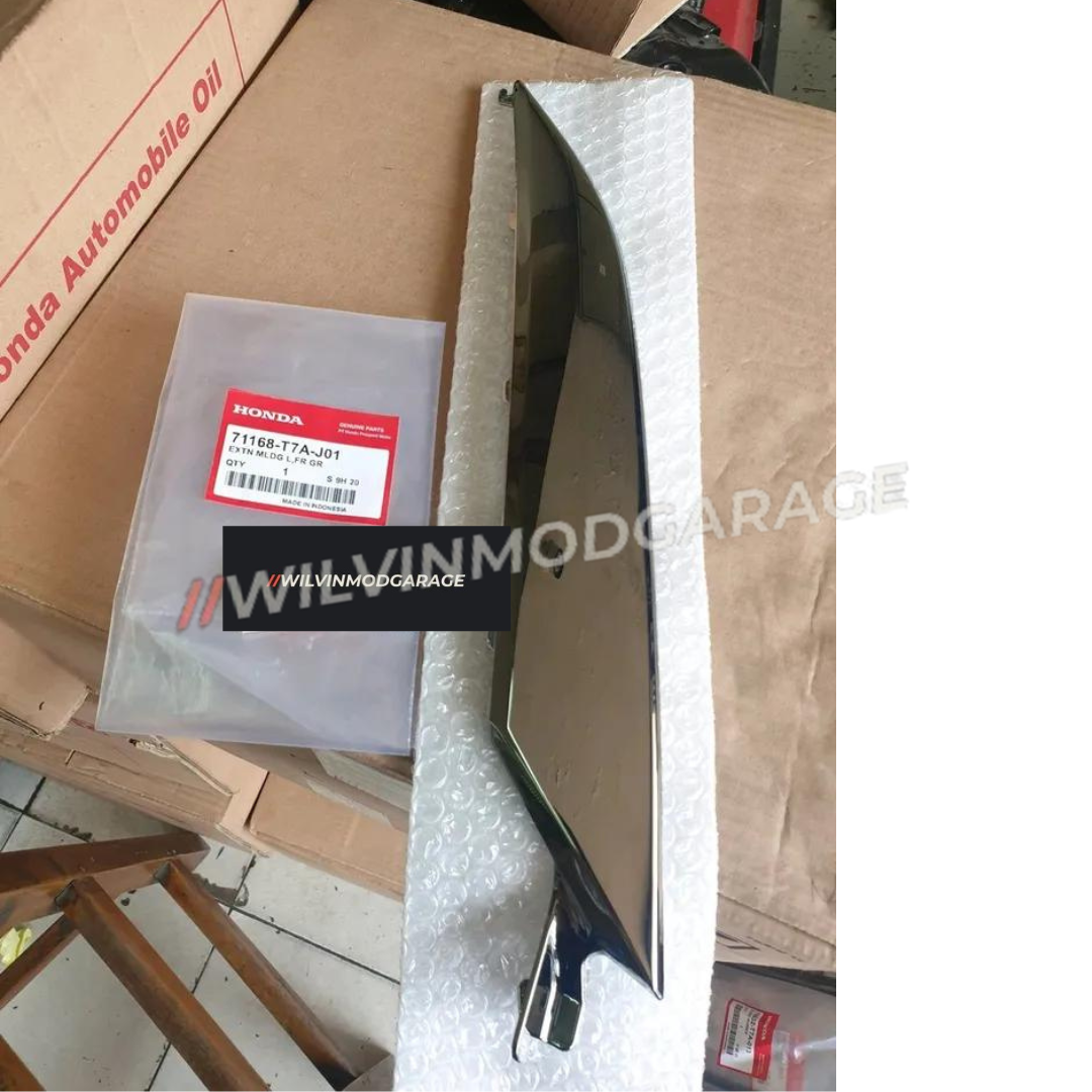 19-22 Honda HR-V Left Front Grille Extension Molding (71168-T7A-J01 ...