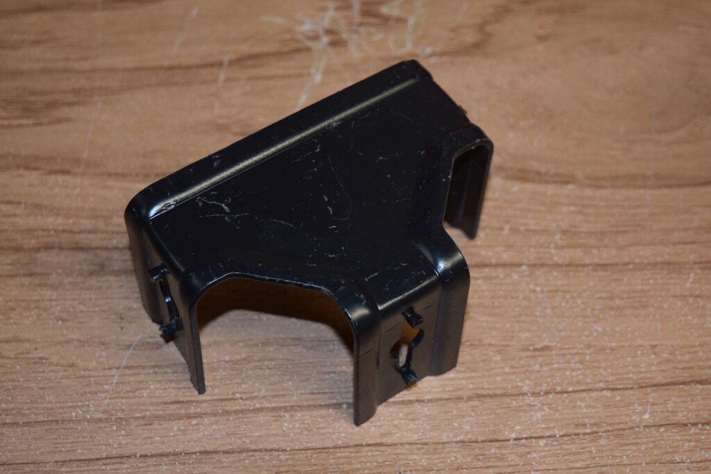 Teknion TOS Cubicle Workstation Panel 3 Way 180° Connector Corner Brace ...