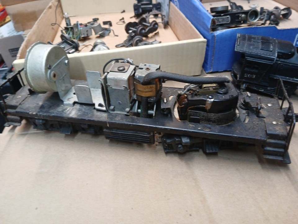 LOT OF 6 LIONEL LOCOMOTIVE ENGINES PARTS Rebuild Lot 1615 259e 2026 ...