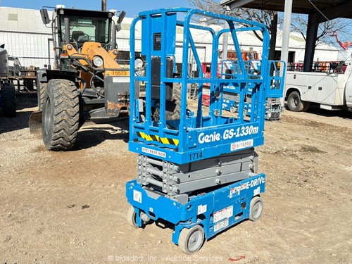 2019 Genie GS-1330M 13' Electric Scissor Lift Manlift Aerial Platform ...