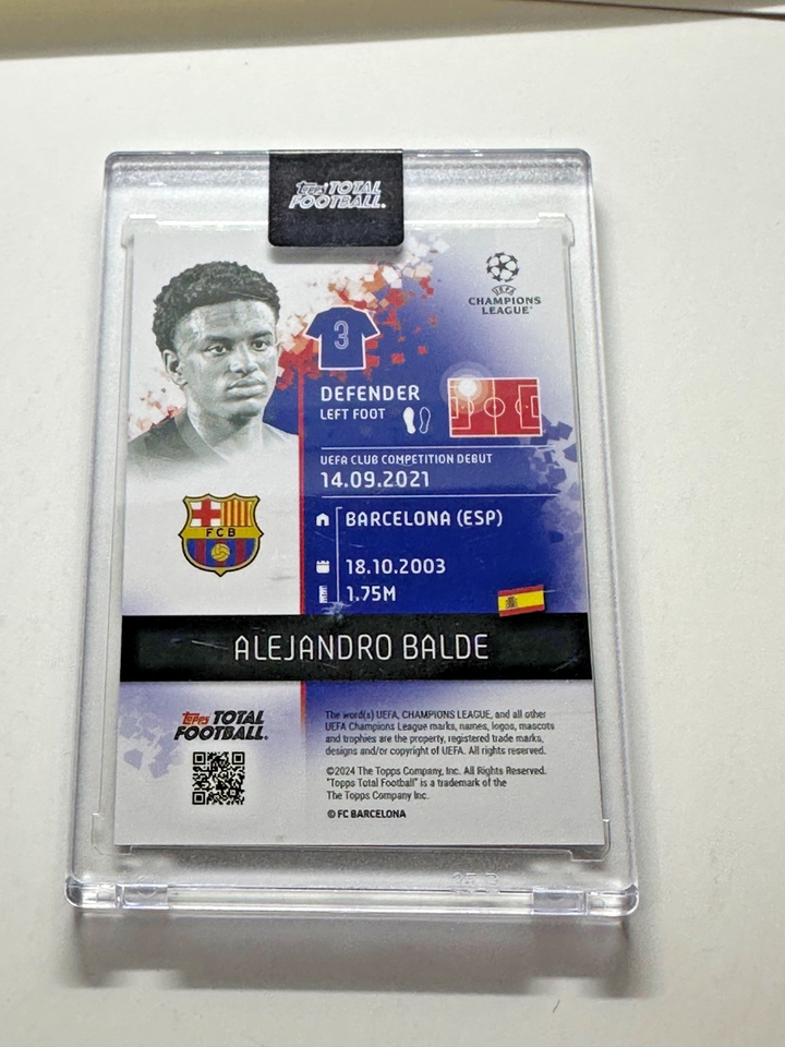 Topps Total Football 24/25 Alejandro Balde Vibrant Velocity /99 FC ...