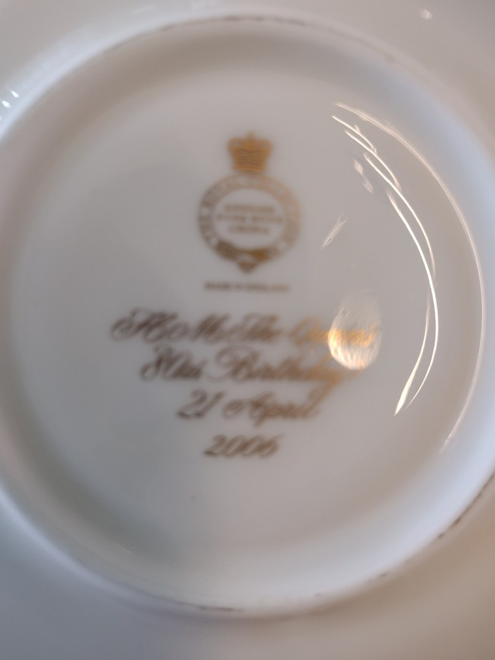 Royal Collection Teacup and Saucer Celebrating H.M. Elizabeth II 80th ...