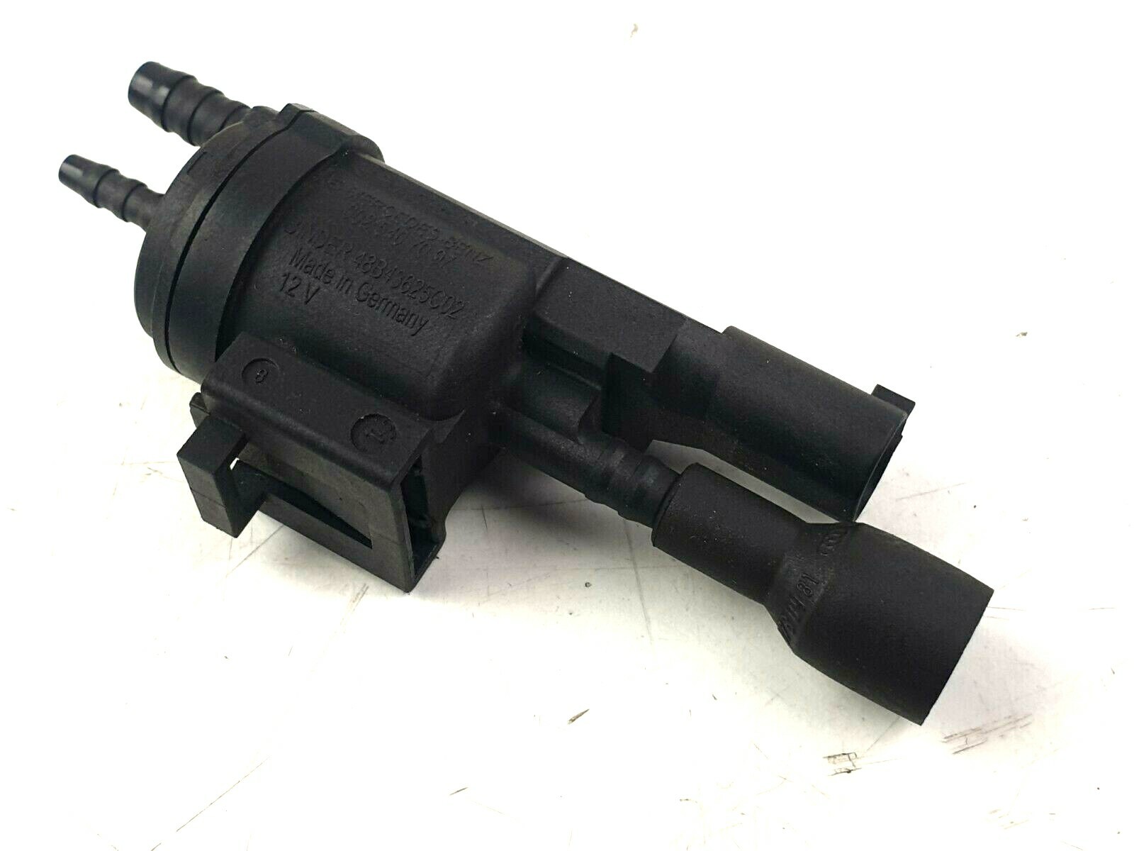 MERCEDES E-CLASS W207 COUPE FACELIFT / CHARGE OVER VALVE - A0025407097 ...