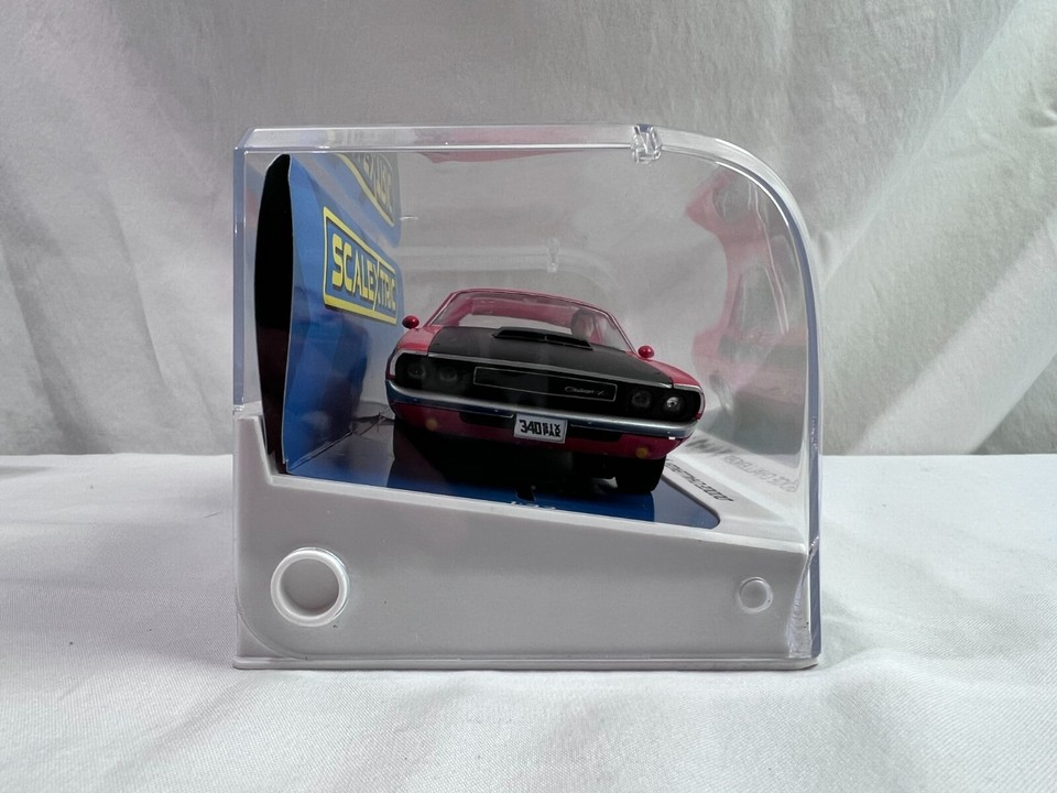 1/32 SLOT CAR SCALEXTRIC DODGE CHALLENGER RED & BLACK | eBay