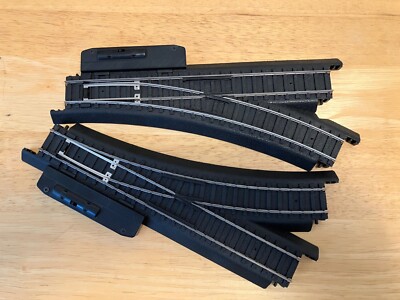 LIFE LIKE POWER LOC HO SCALE MANUAL SWITCH LOT OF 2 - 1 RIGHT & 1 LEFT ...