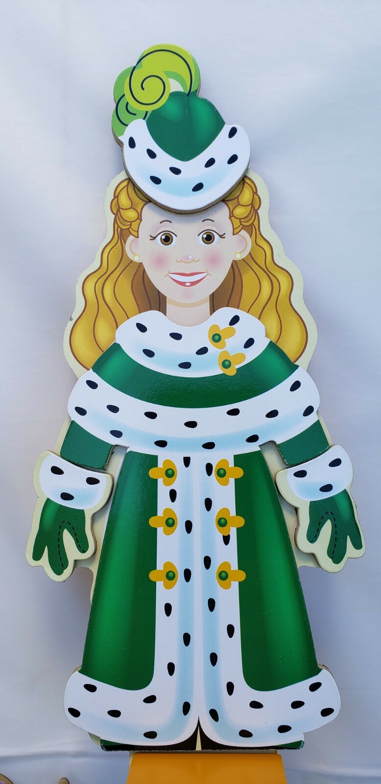 Melissa & Doug Princess ELISE Magnetic Dress-up Wooden Doll 26 pieces ...