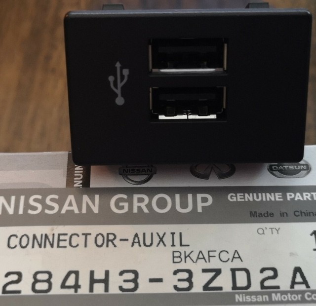 Infiniti Q30 USB Socket Port Dual 284H3-3ZD2A 1.5 D 2016 RHD 15988233 ...