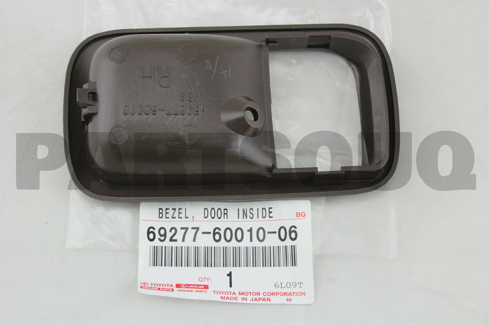 692776001006 Genuine Toyota BEZEL, FRONT DOOR INSIDE HANDLE, RH 69277 ...