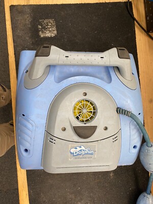 Maytronics Dolphin Supreme M3 Robotic Pool Cleaner – 2nd Hand – Good ...
