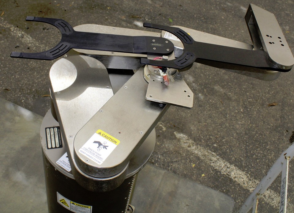 BROOKS AUTOMATION PRI DUAL ARM ROBOT TSB-407 / Read Description | eBay