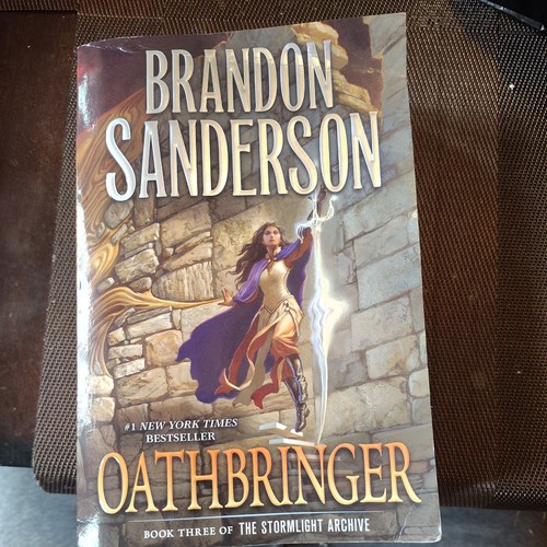 Oathbringer: Book Three of the Stormlight Archive - Paperback - GOOD | eBay