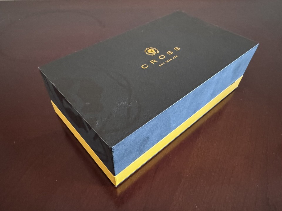 Donald J. Trump Cross Presidential Seal Gold Facsimile Signature Pen | eBay