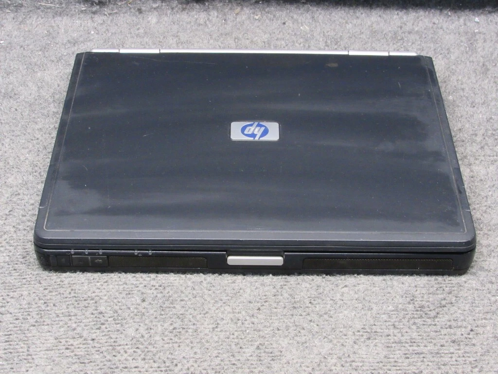 Compaq Laptop Blue