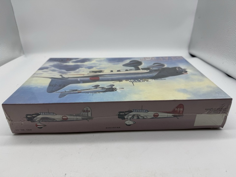 Fujimi Aichi Type 99 Model 11 D3-A1 Val Carrier Dive Bomber Model Kit ...