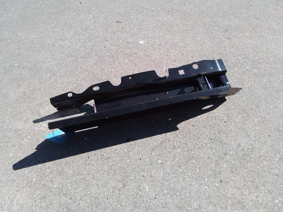 MOPAR RAM 1500 2500 3500 D Pillar Reinforcement, Right - 68377174AA | eBay