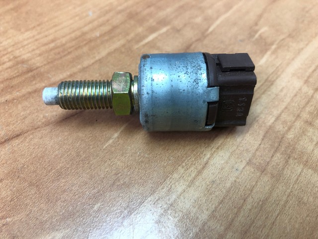 TOYOTA 8434032030 GENUINE OEM STOPLAMP SWITCH for sale online | eBay