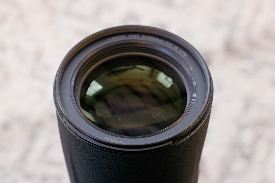 Canon RF 800mm f/11 IS STM Lens - Very Good - Boxed w/ iShoot Tripod ...