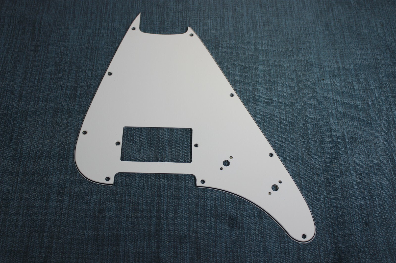 FIRST ACT ELECTRIC GUITAR WHITE PICKGUARD REPLACEMENT PART | eBay