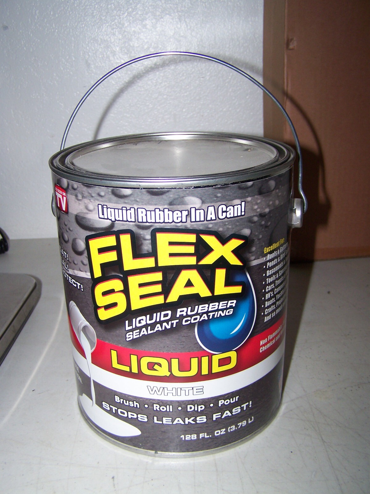 Flex Seal WHITE Liquid Rubber Sealant - 1 Gallon - 128 FL. OZ | eBay