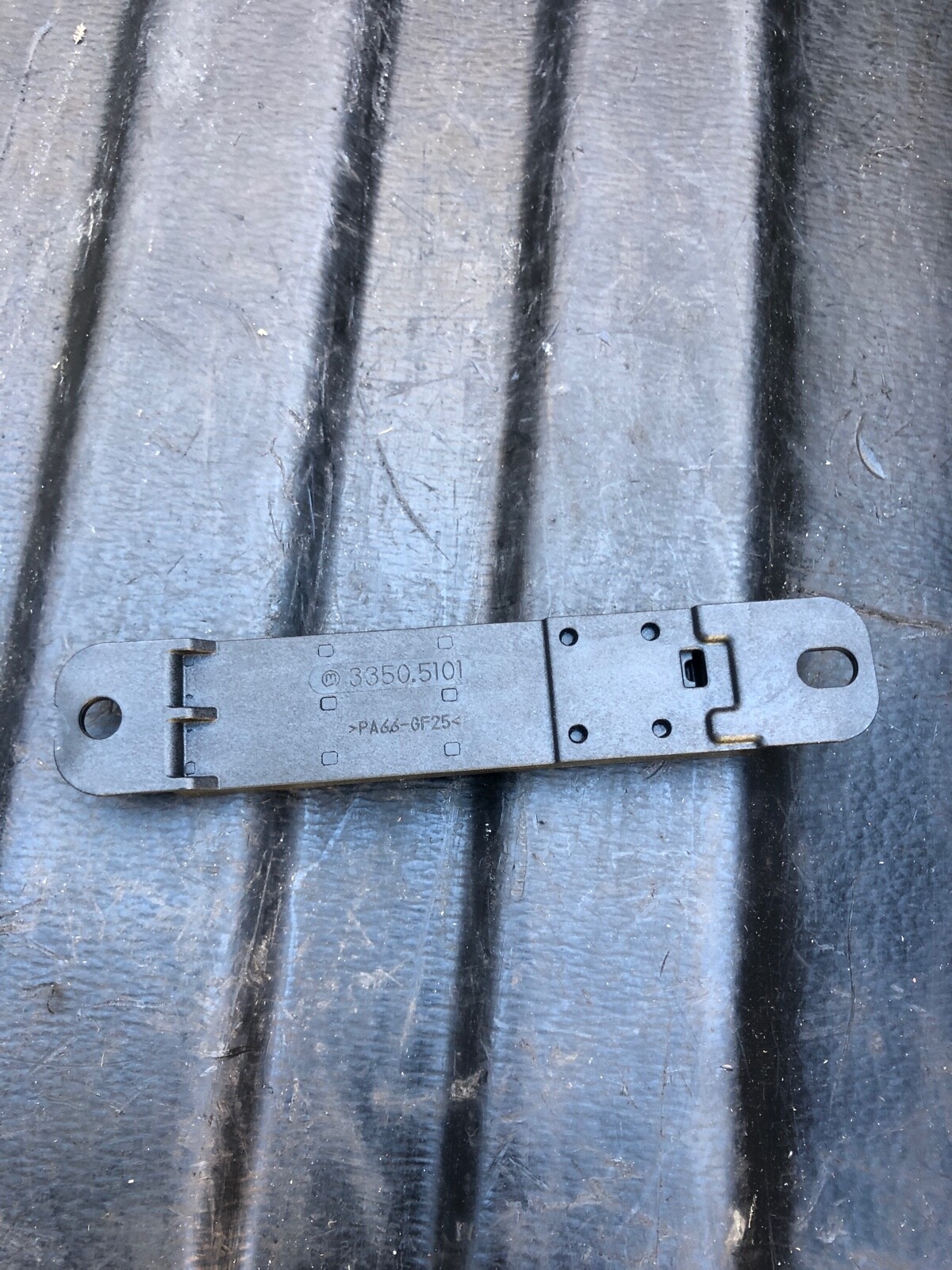 MERCEDES E CLASS W213 W238 KEYLESS ANTENNA AERIAL ECU A2139051100 | eBay.de