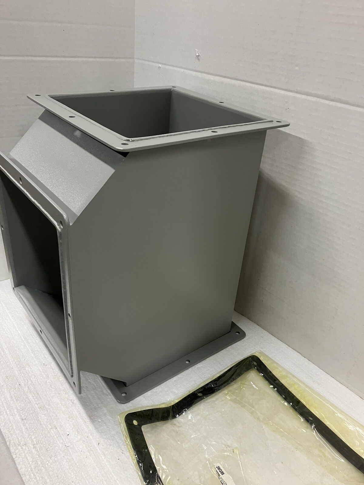 HUBBELL WIEGMANN JWT8 N12 Feed-Through Wireway Tee 8X8 Carbon Steel ...