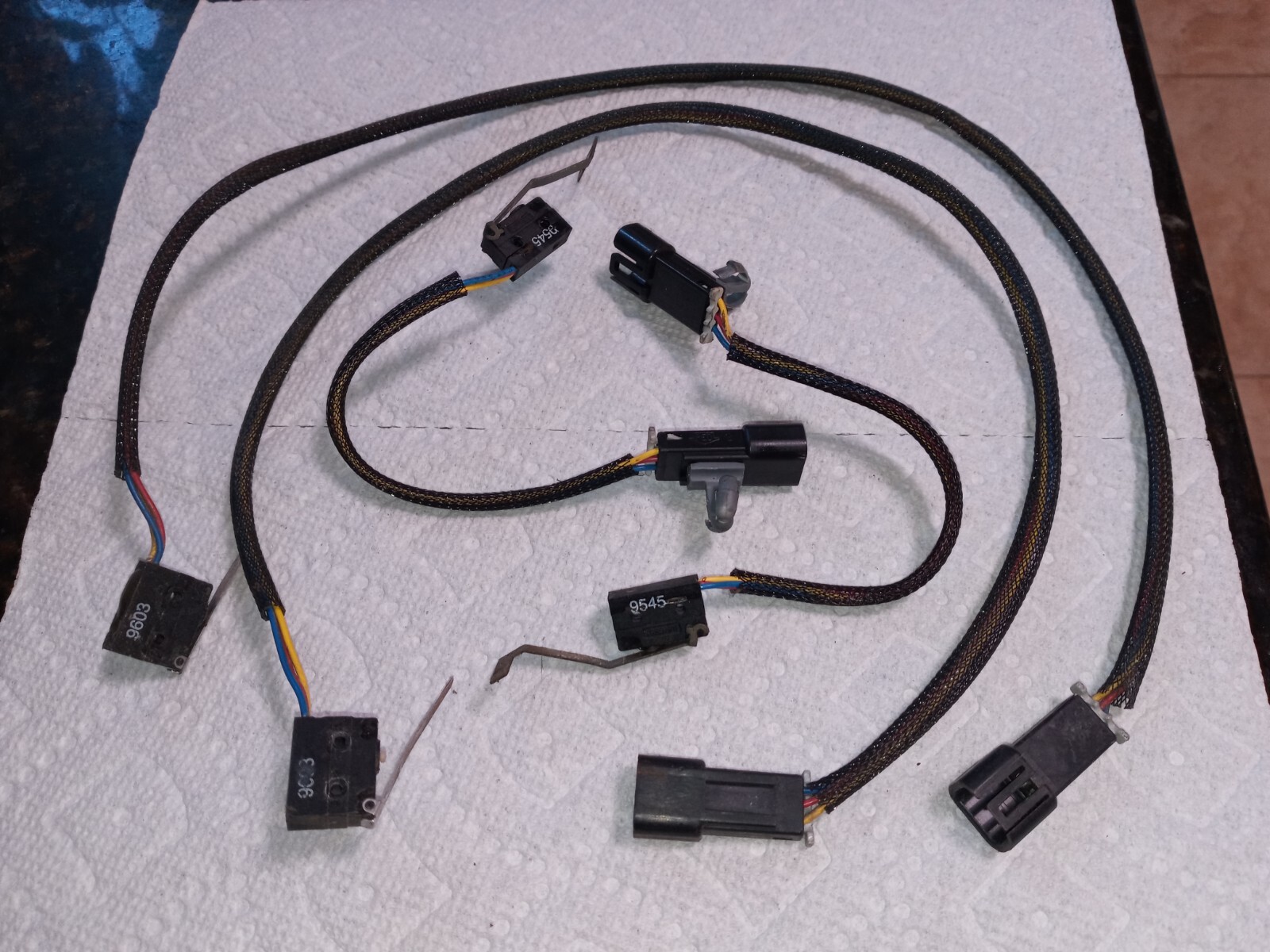 3000GT SPYDER CONVERTIBLE HARDTOP HEADER & TONNEAU MICRO SWITCHES ..SEE ...