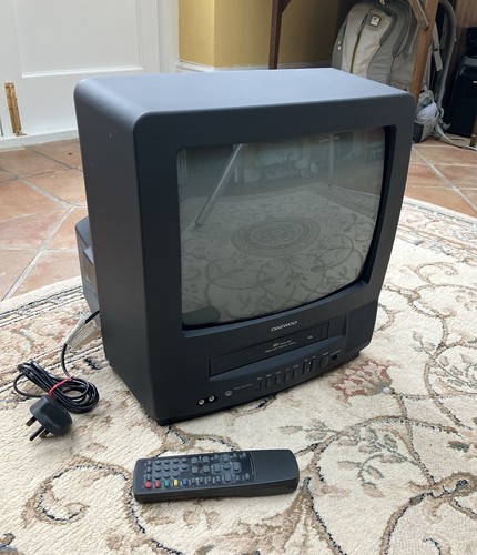 Daewoo 14 CRT Television VHS Video Player with Remote Control Retro ...