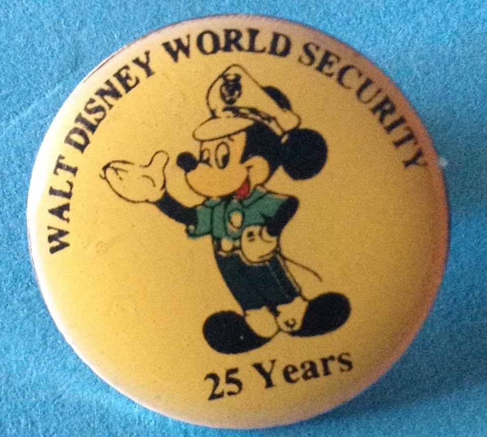 WALT DISNEY WORLD CAST ONLY SECURITY POLICE MICKEY MOUSE 25 YEARS WDW ...