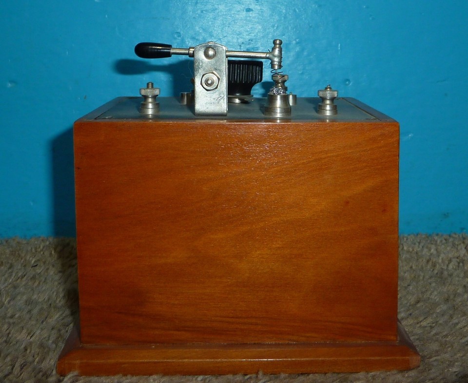 Lintophone Junior Antique Crystal Radio in Original Box Outstanding! | eBay