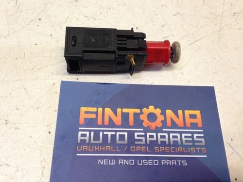Genuine GM Vauxhall Astra / Vectra / Zafira Brake Light Switch 09185906 ...