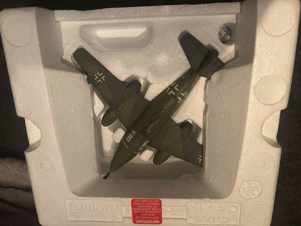 B11B301 FRANKLIN MINT ARMOUR 1/48 WW2 GERMAN ME 262 ADOLF GALLAND ...