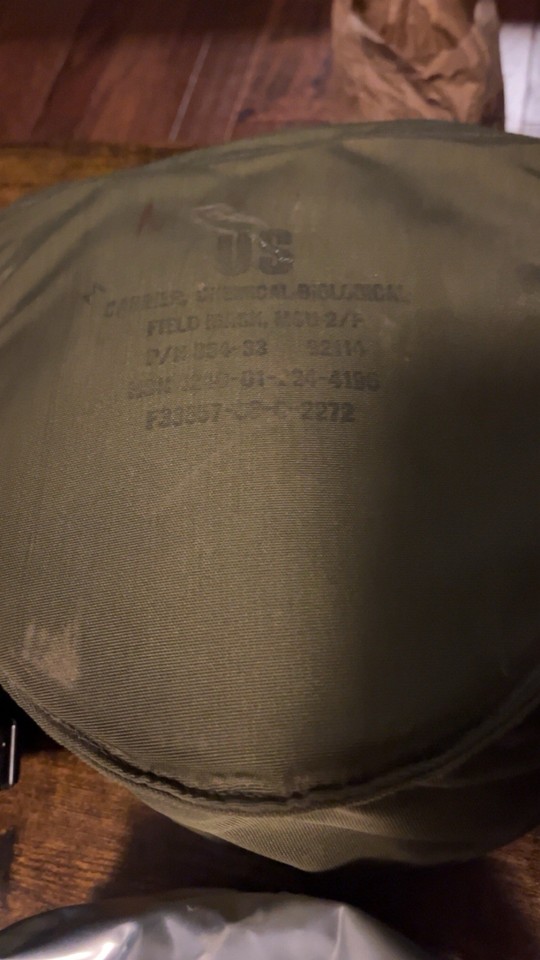 US Military M40 Gas Mask with Bag 40mm Filter c2a1 Clear/Dark Lenses ...