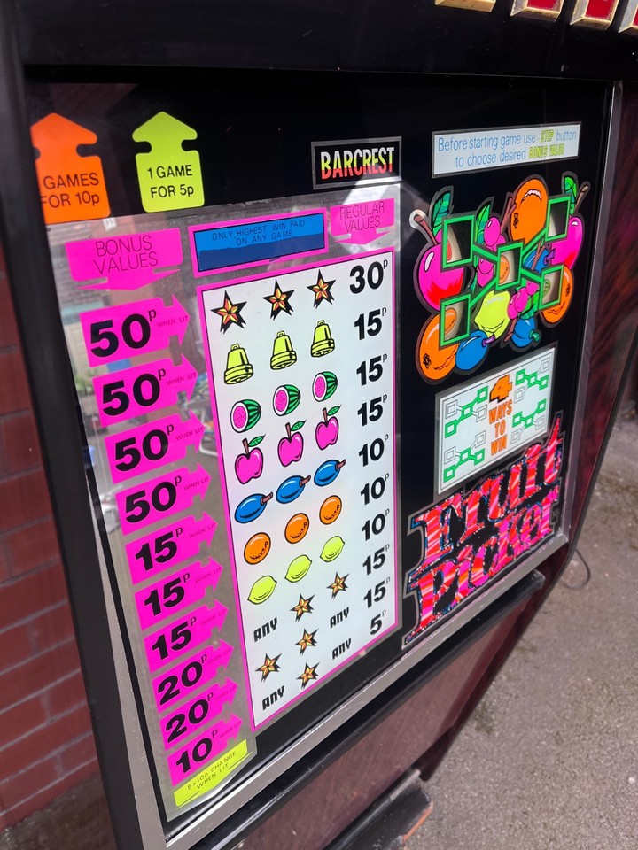 Vintage 1970s Barcrest of Manchester Fruit Picker Pub Slot Machine ...