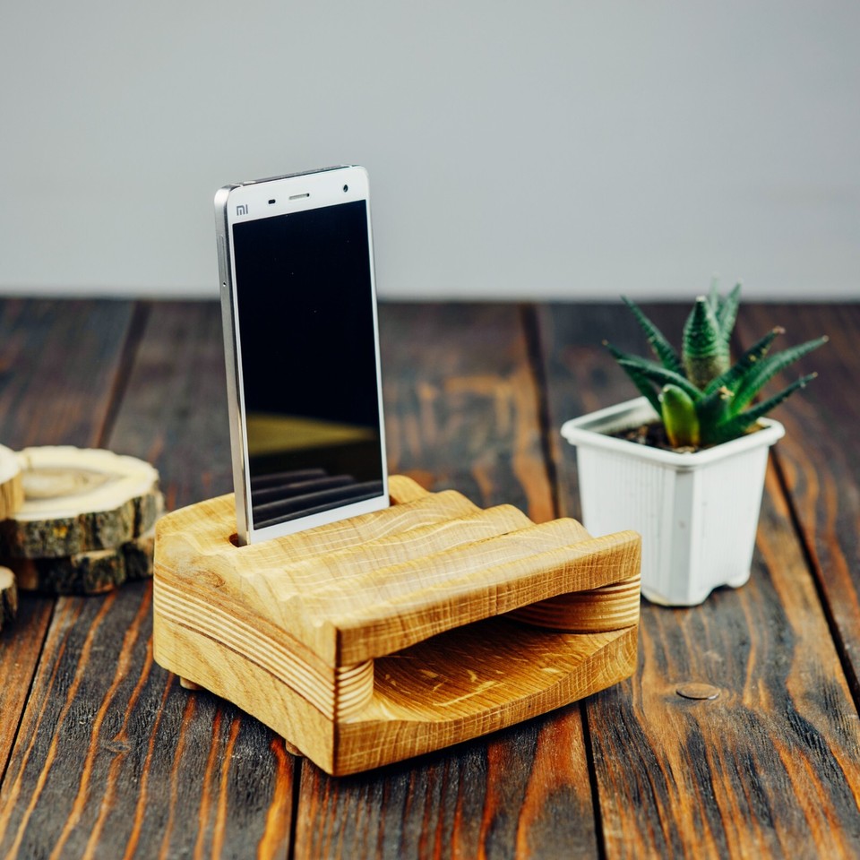 Wooden Phone Speaker Passive Amplifier iPhone Wood Docking Station ...