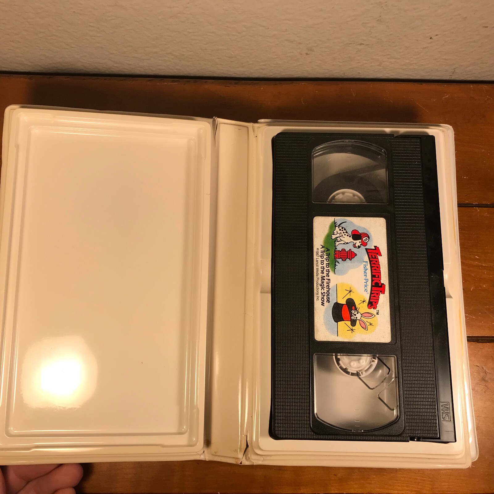 TERRIFIC TRIPS Fisher Price VHS - Lot of 2: Aquarium/Hot Air, Firehouse ...