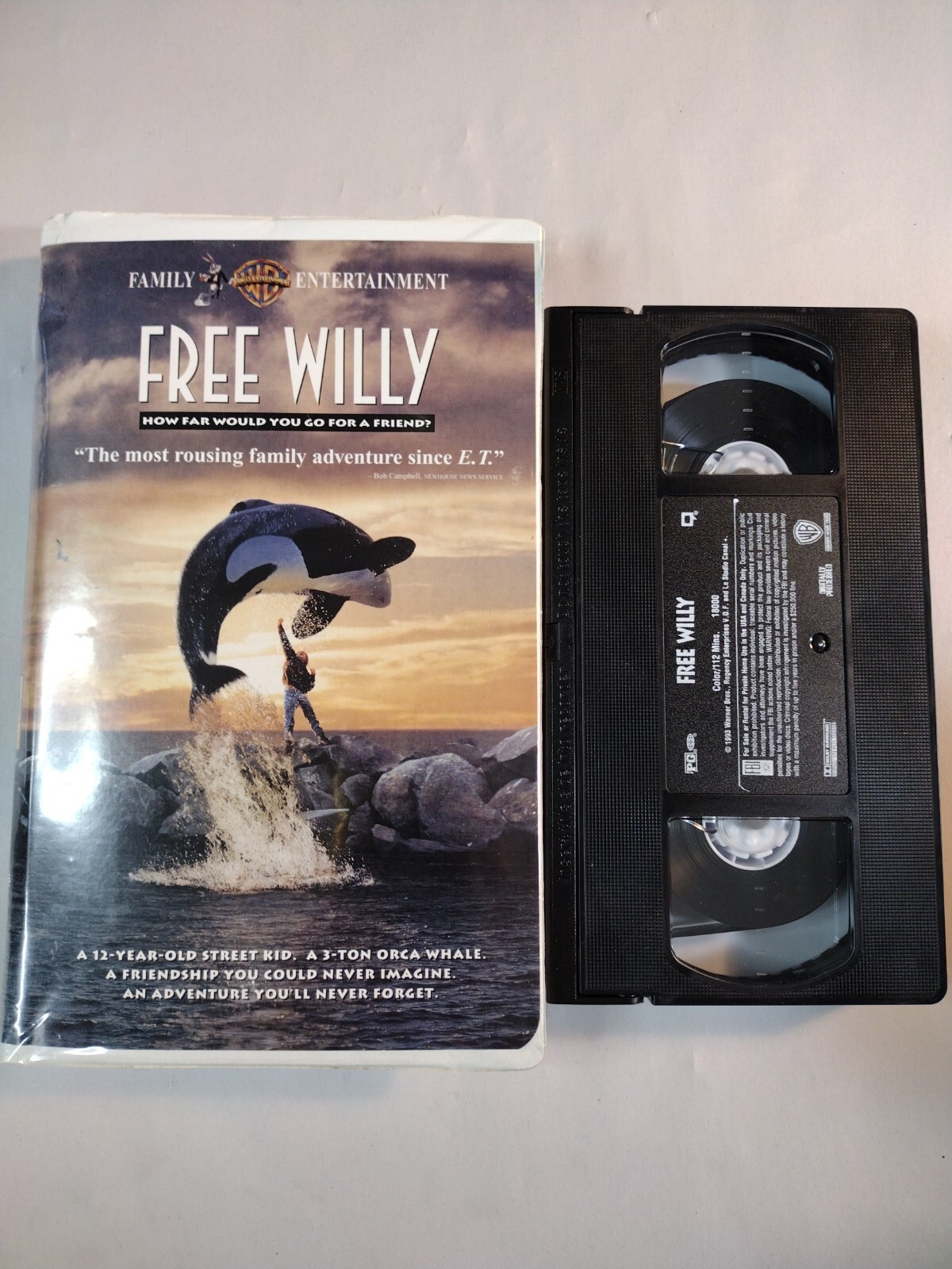 Free Willy (VHS, 1993, Clamshell) 85391800033| eBay