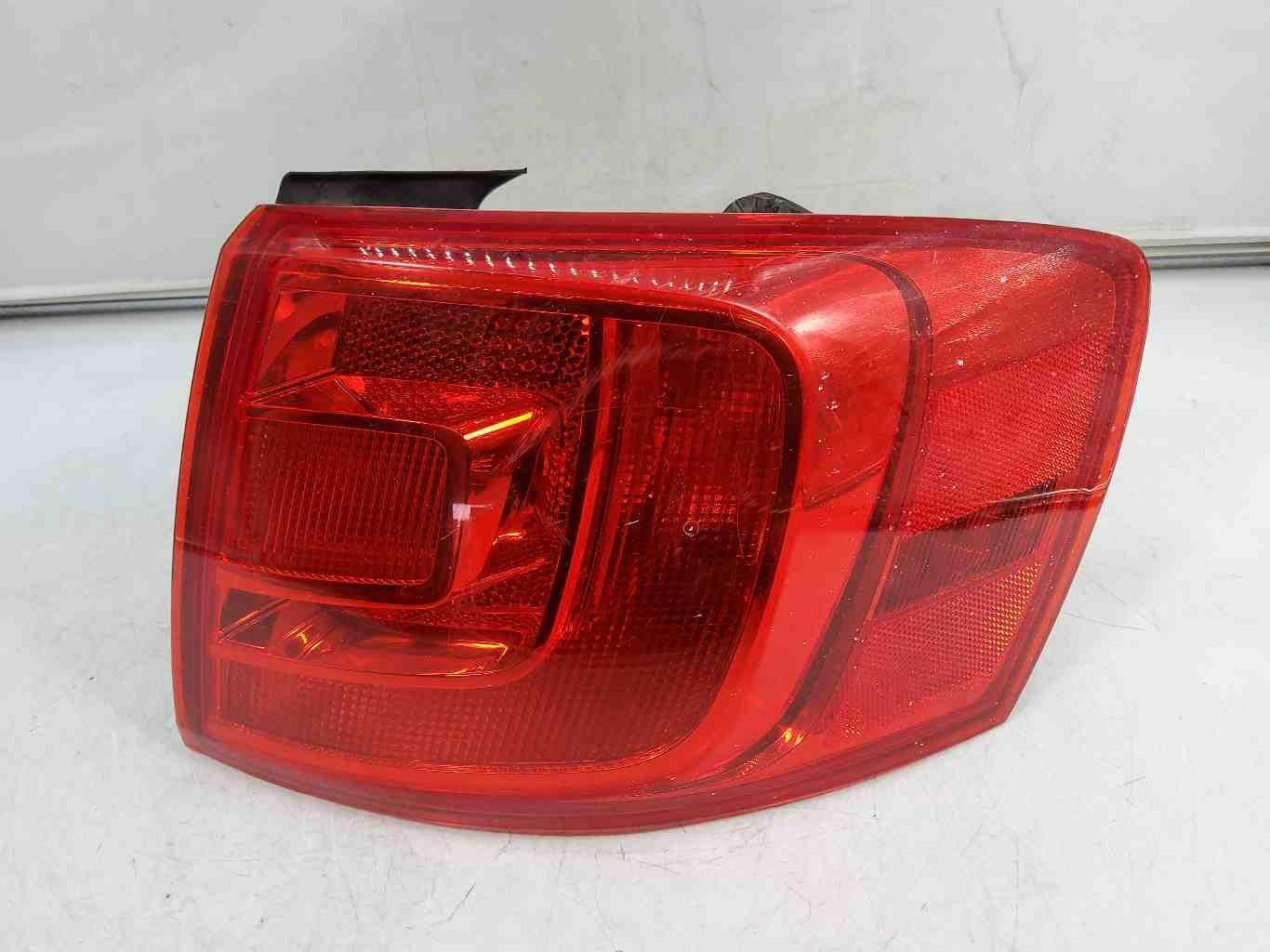 11 14 volkswagen jetta tail light assembly passenger side rh scratch ...
