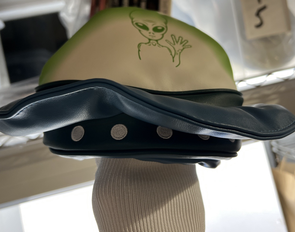 Pins and Aces UFO DRIVER COVER Golf Headcover Rare Alien Flying Saucer ...