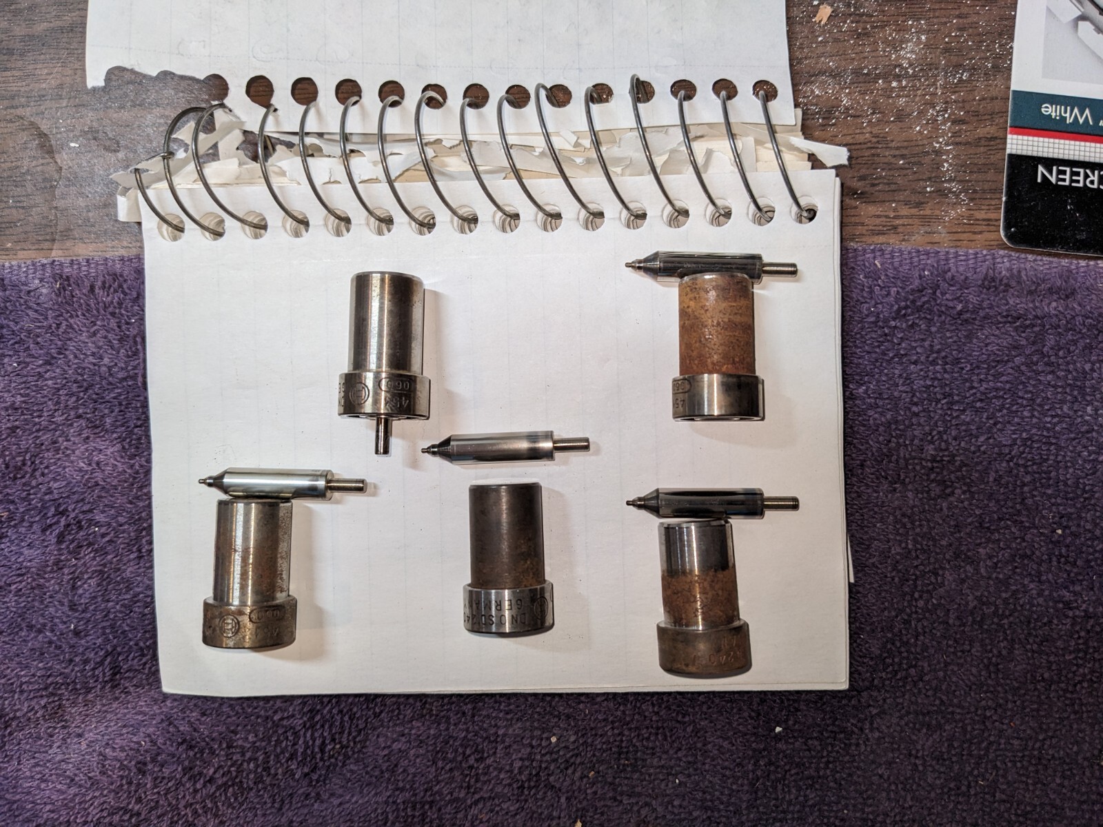 Set Of 5 Mercedes 300TD Injector Nozzles And Pins | eBay